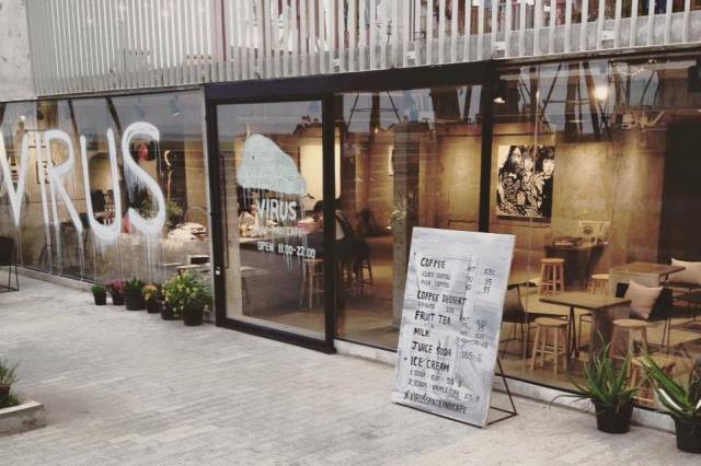Artist Lolay has opened a cafe-gallery in Hua Hin. And we're a little ...