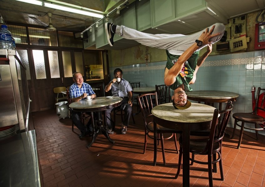 More street style photos of Singapore to gawk at this October - BK ...