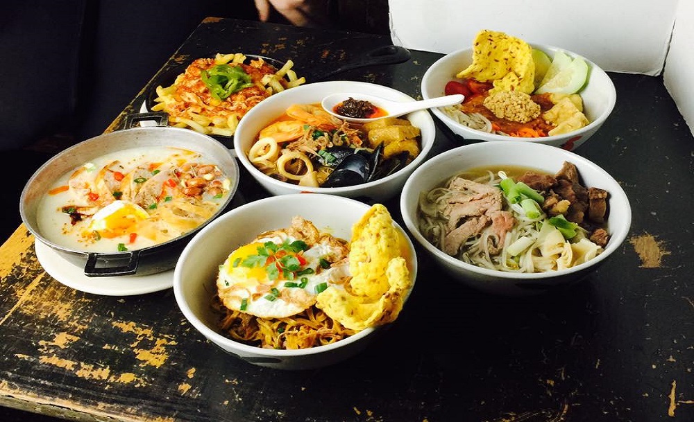 Singaporeans disapprove New York restaurant Chomp Chomp's take on ...
