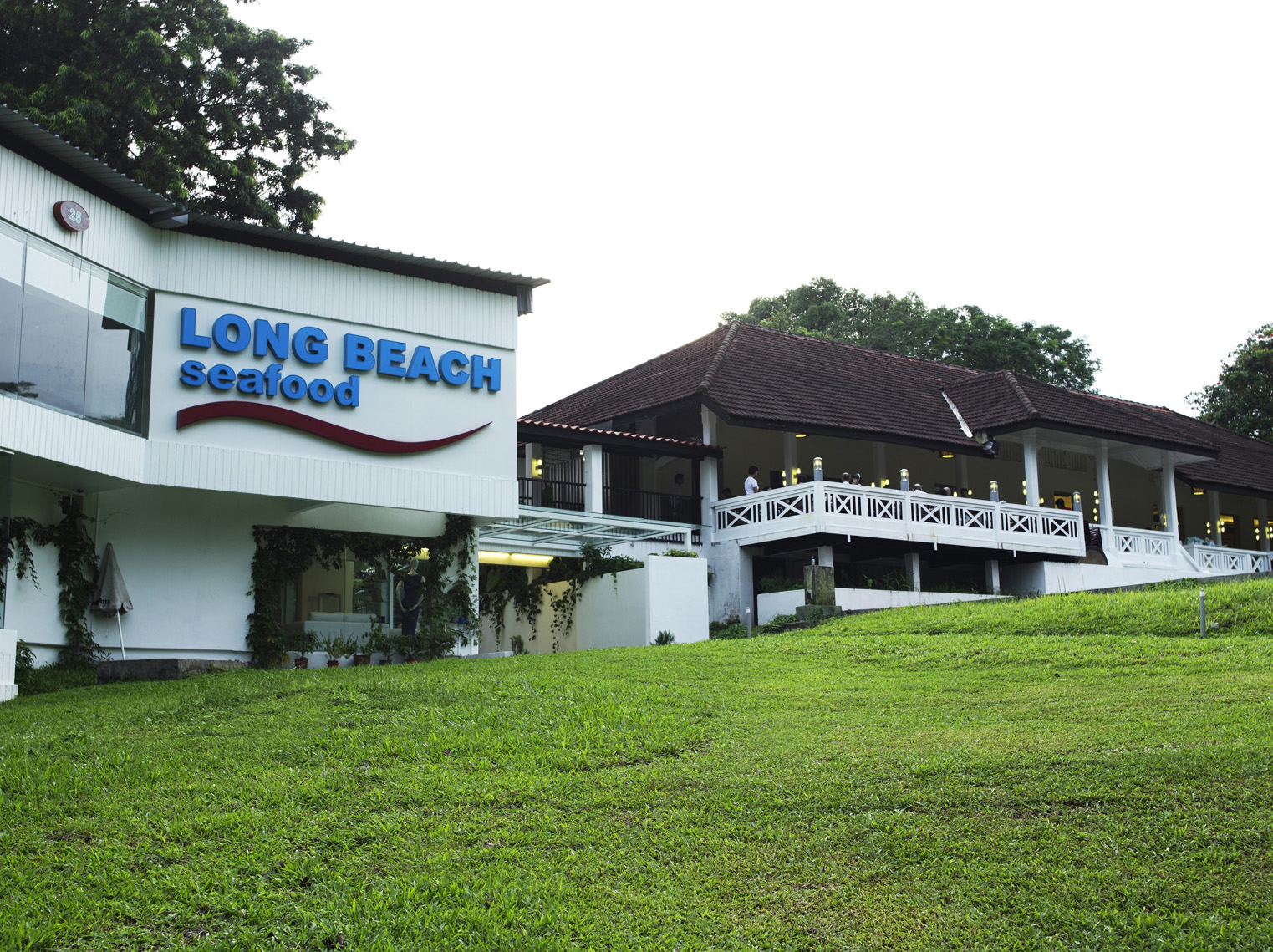 Long Beach @ Dempsey - BK Magazine Online | The insider's guide to Bangkok