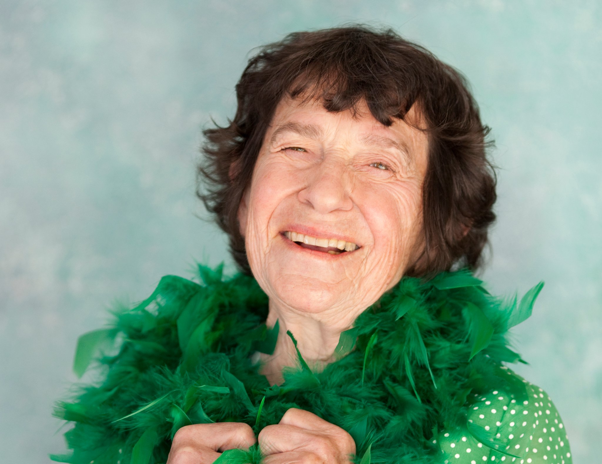Catch one of the world's oldest performing stand-up comedians this ...
