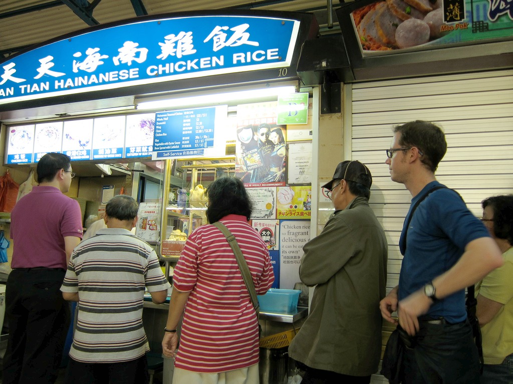 13 times Singaporeans infamously queued for silly trendy things - BK ...