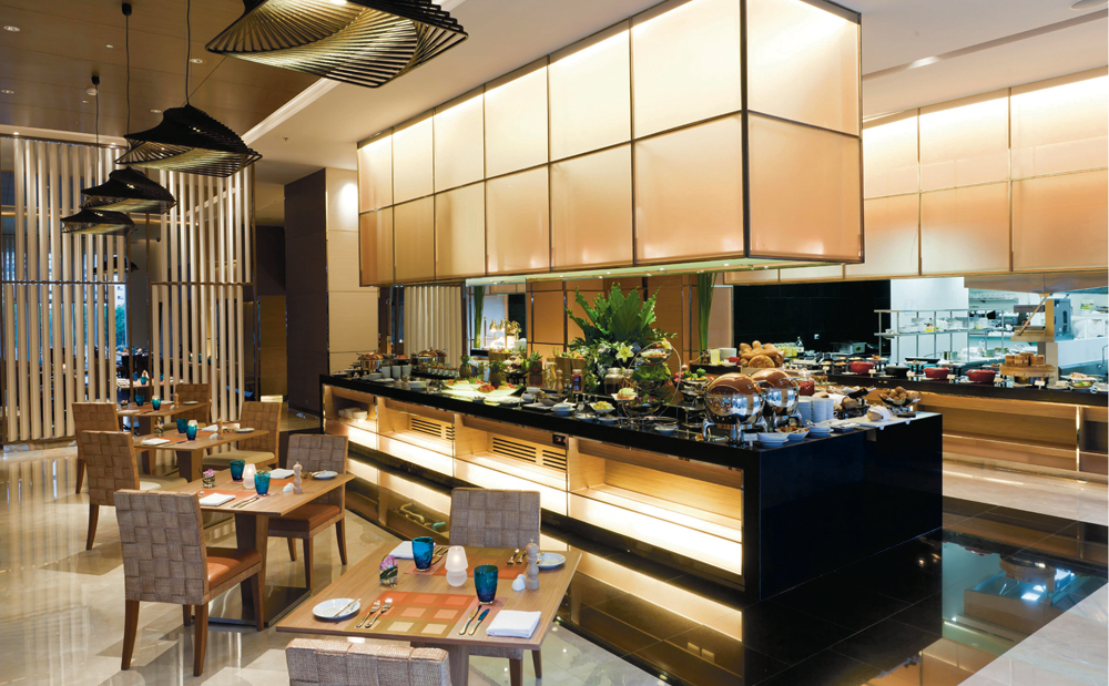 Eastin Grand Hotel Sathorn's The Glass House Hosts Seafood Buffet at B1 ...