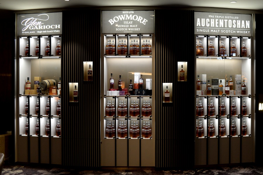 Marina Mandarin Atrium Lounge - BK Magazine Online | The insider's ...