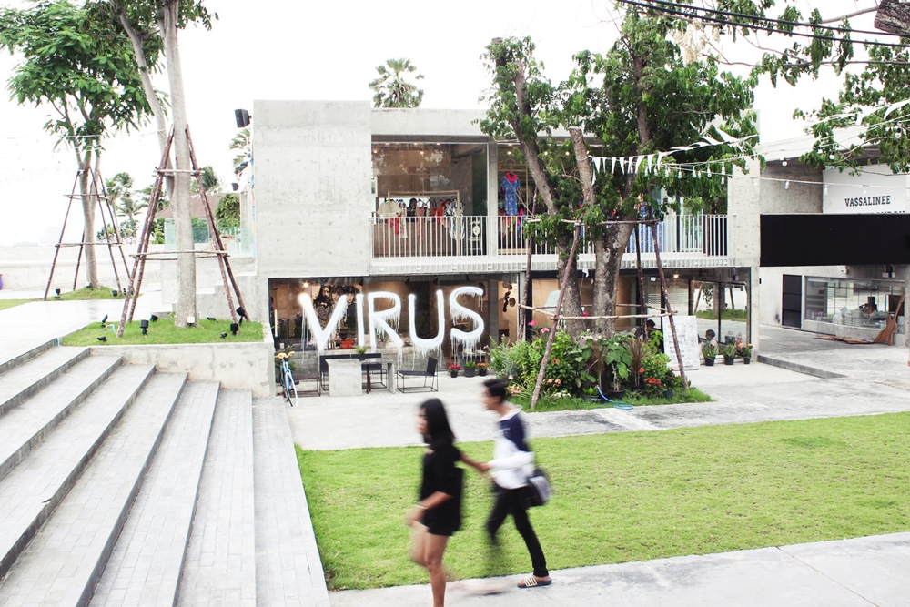 Artist Lolay has opened a cafe-gallery in Hua Hin. And we're a little ...