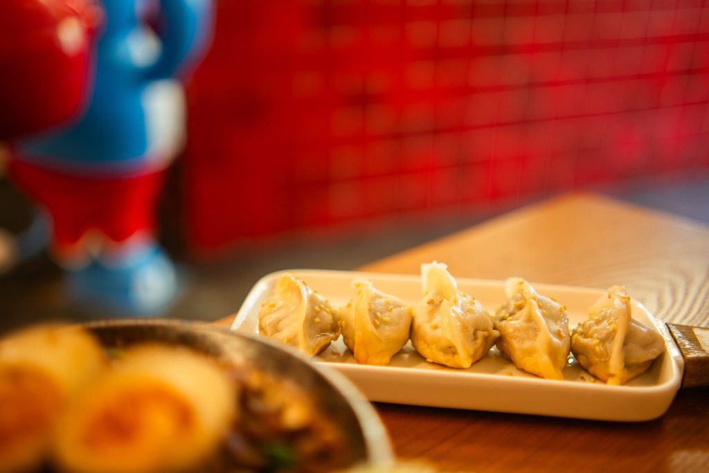 Crocodiles and roti tacos—Susu Phat Kaphrao gives Thailand's favorite ...
