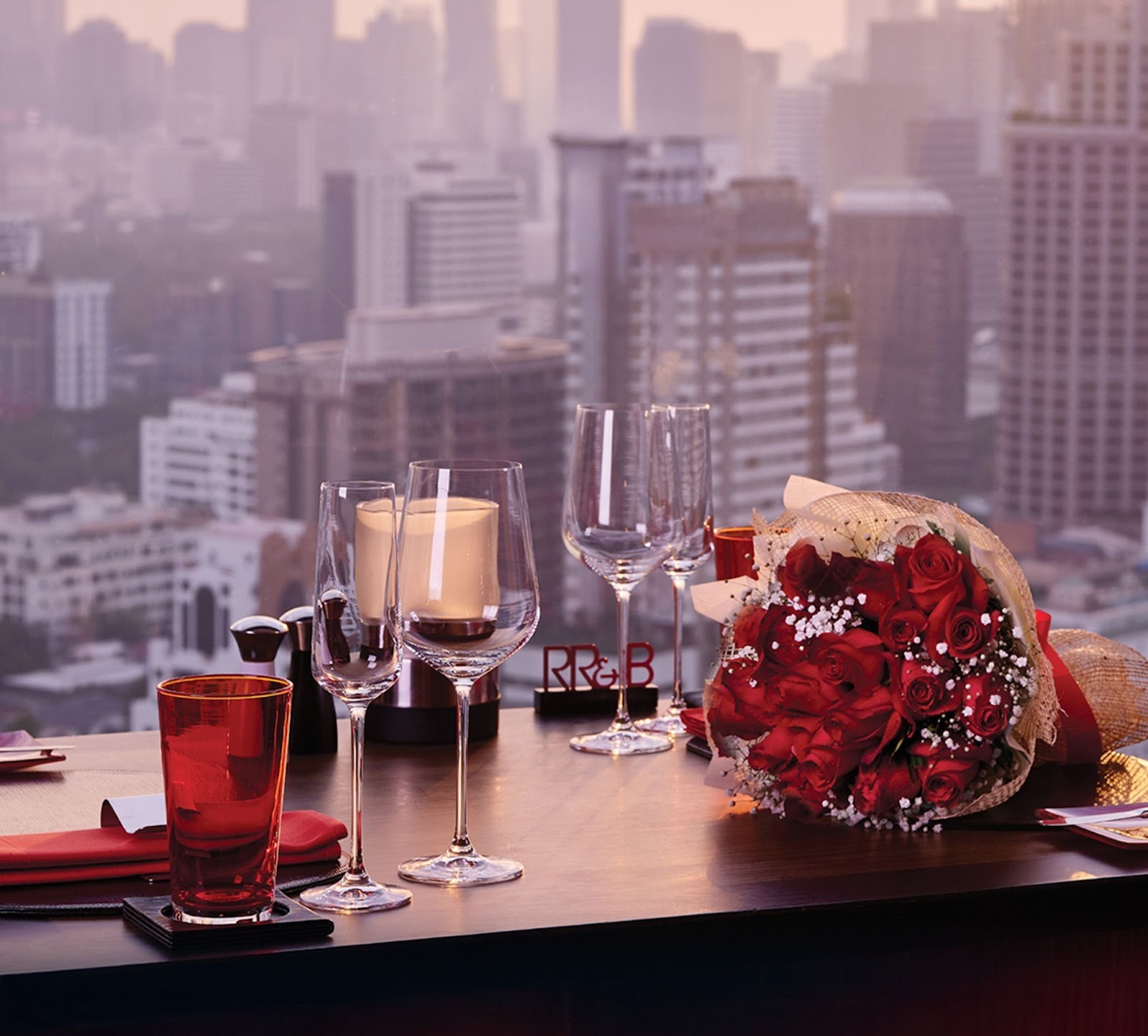 The Landmark Bangkok celebrate Valentine’s with ribs, a buffet, and ...